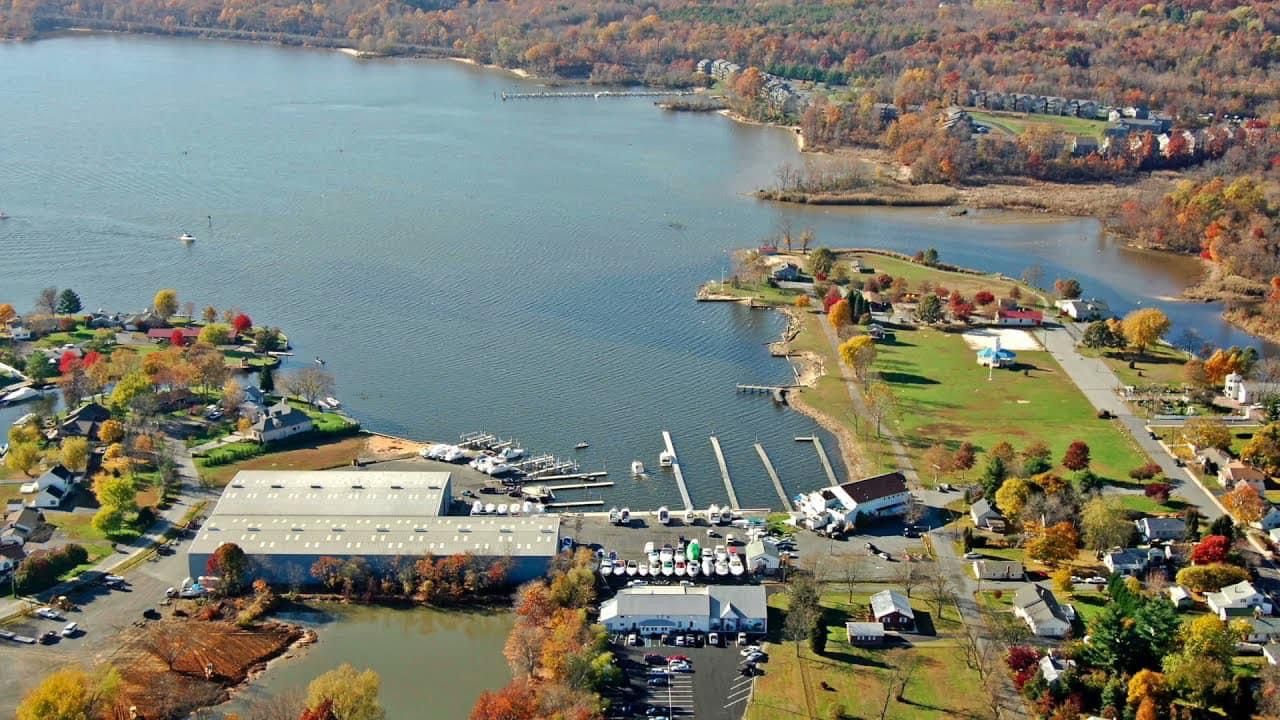 Nauti Goose Restaurant | Waterfront Dining