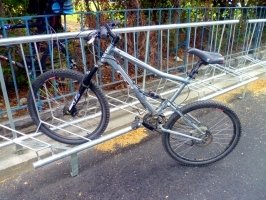 Commercial bike rack. Metalcraft Engineering bike racks, cycle stands ...