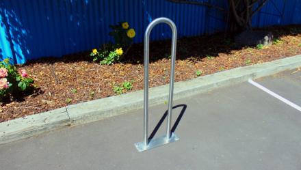 Thin Staple. Metalcraft Engineering bike racks, cycle stands & bicycle ...