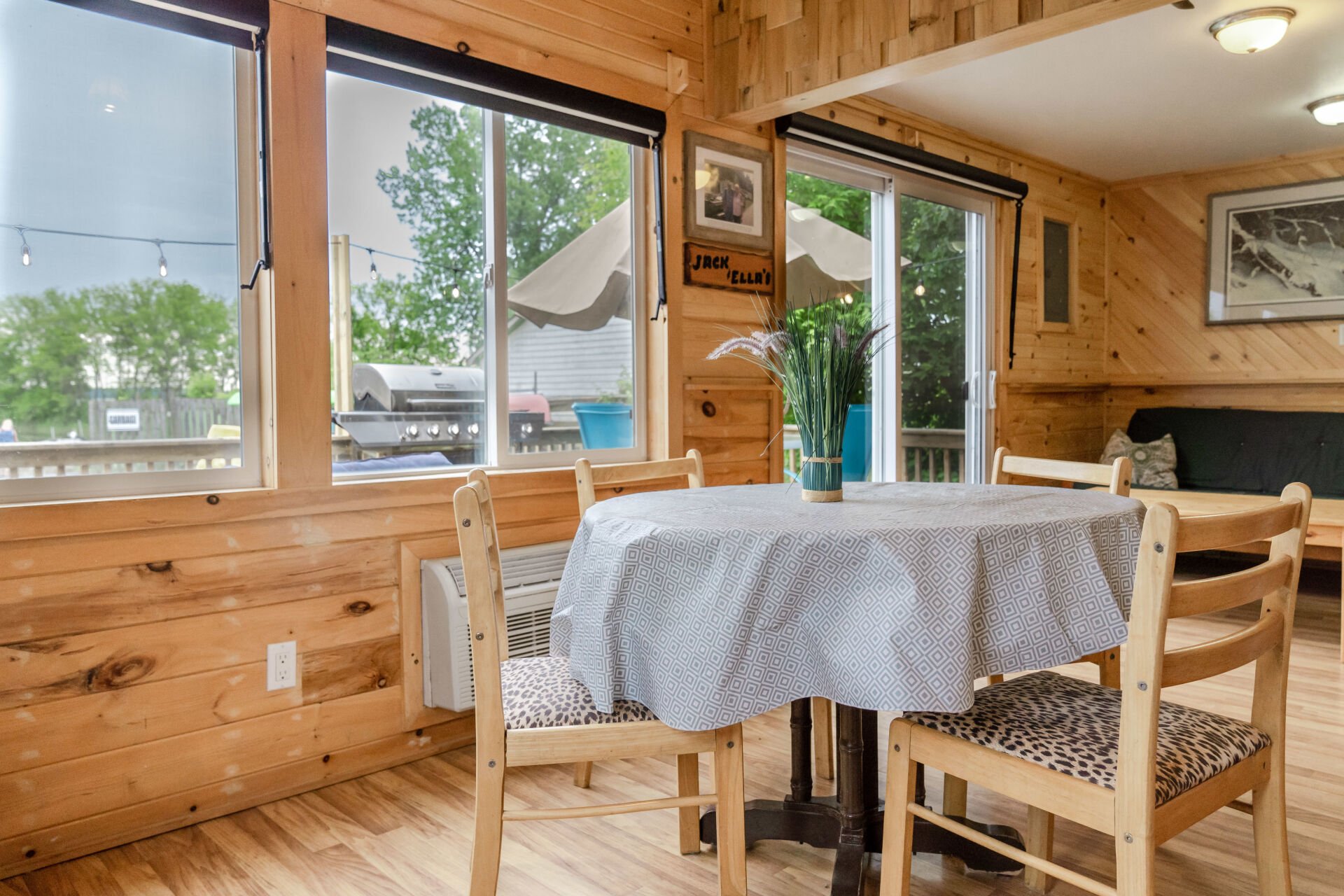 Jack and Ella's Cottage | Stoneburg Cove Cottages | Carrying Place ON
