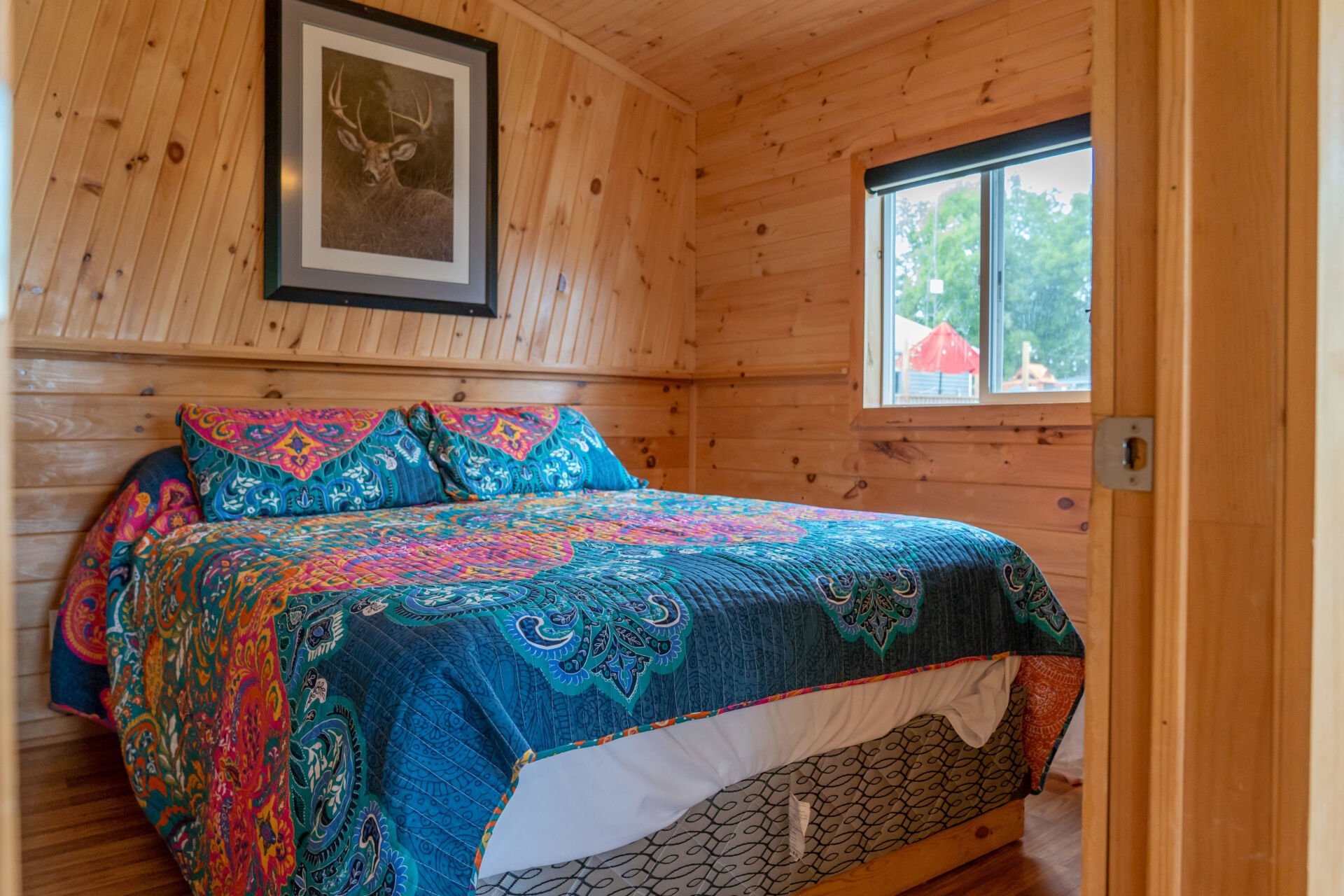 Jack and Ella's Cottage | Stoneburg Cove Cottages | Carrying Place ON