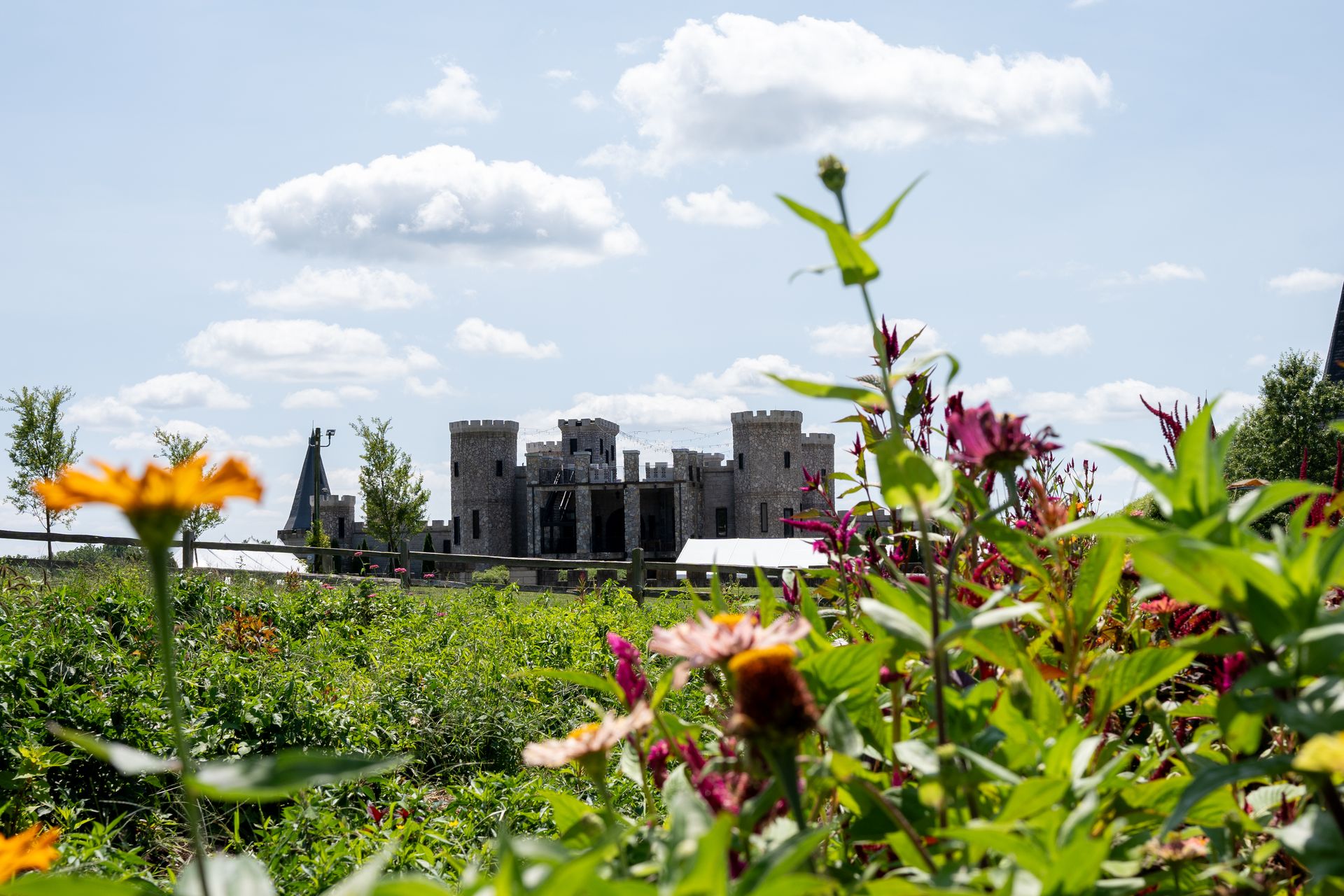 Tour The Kentucky Castle