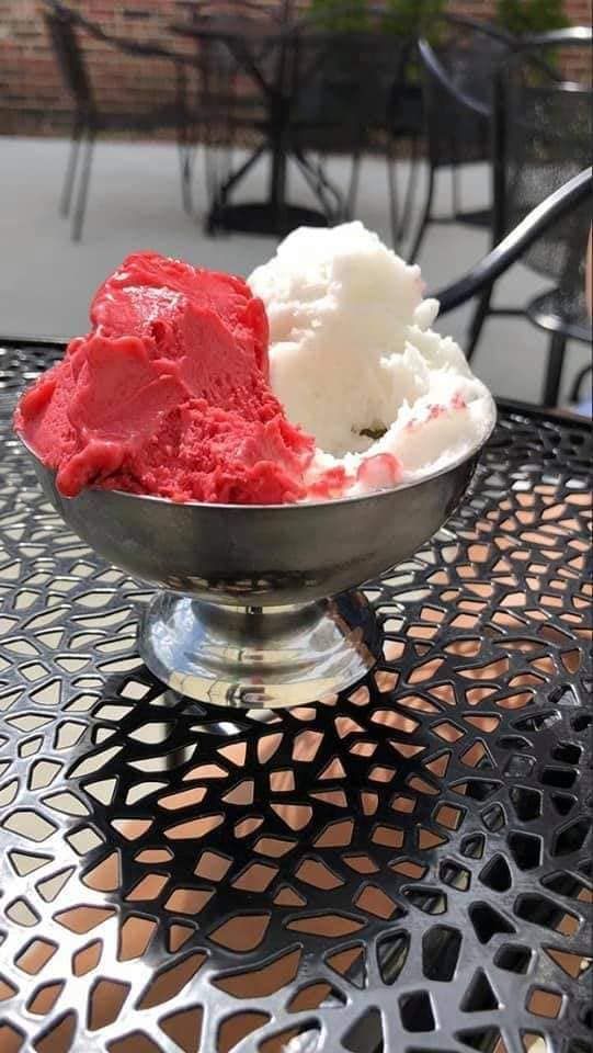 Italian Gelato, Cocktails and Pastries