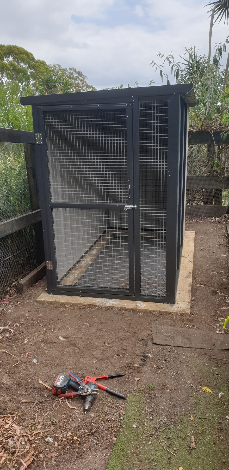 Custom Built Chicken Coops Newcastle | Hunter Shed Masters