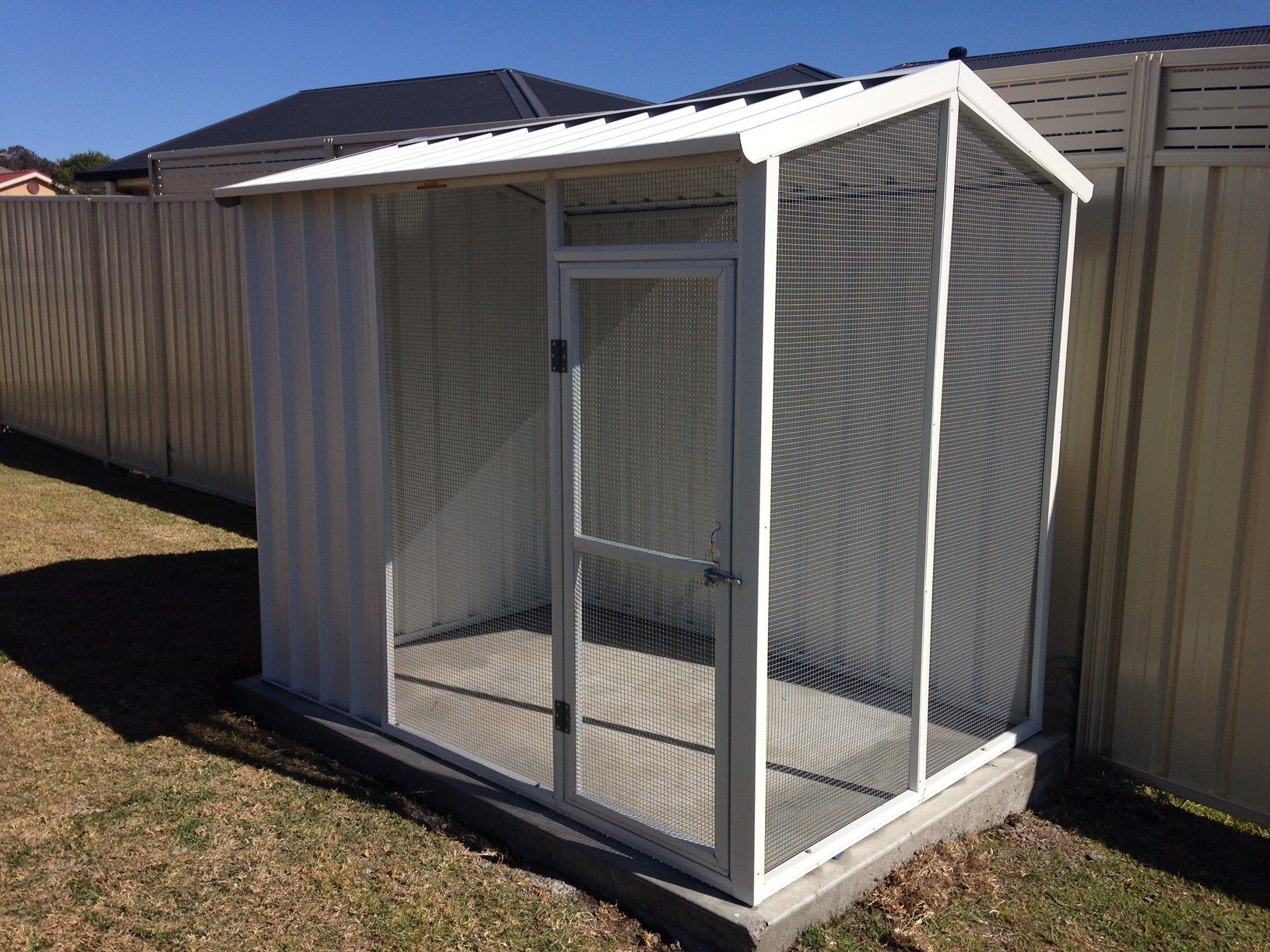 Custom Built Bird Aviaries Newcastle | Hunter Shed Masters
