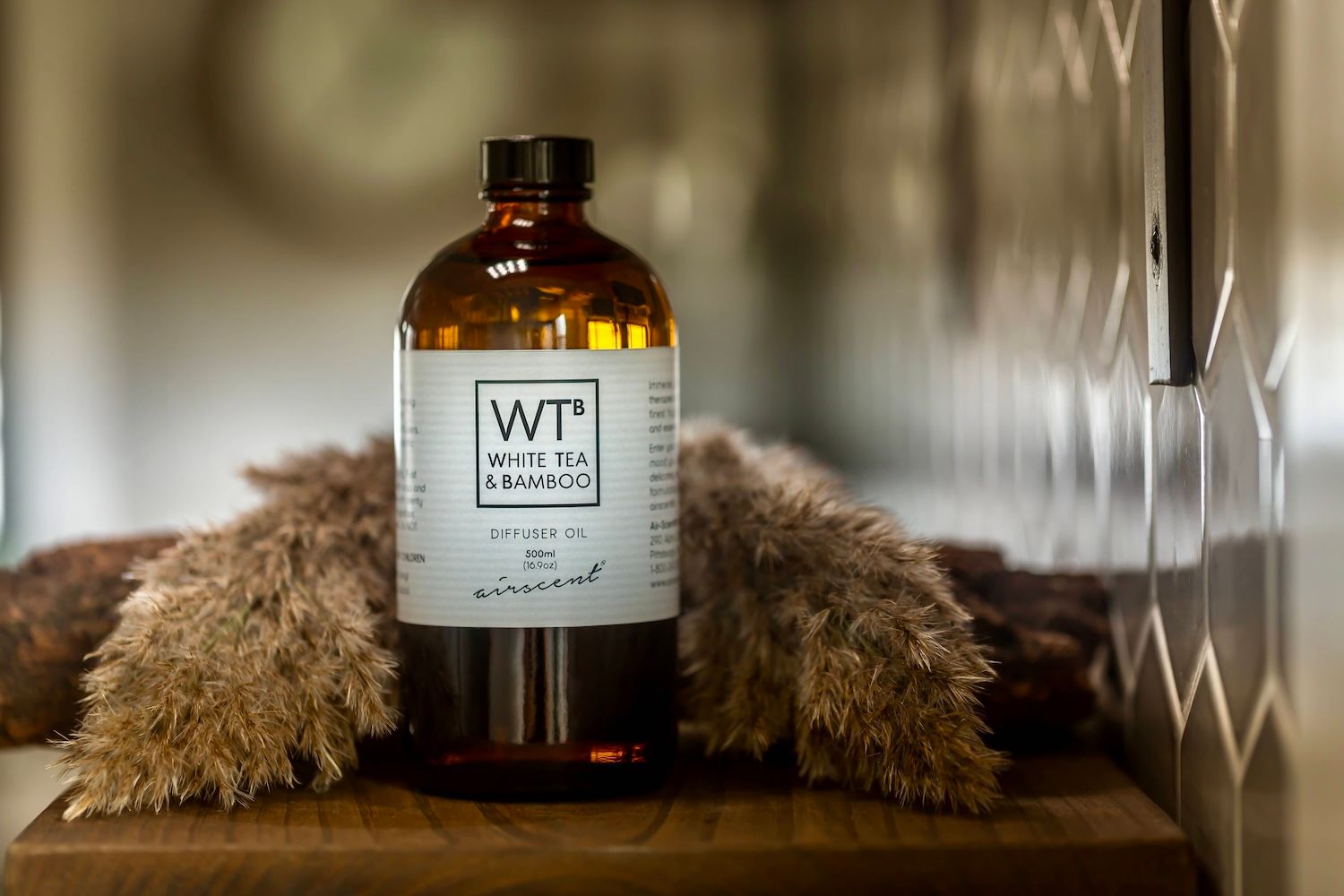 The Benefits Of White Tea Essential Oil & 5 Savory Scents