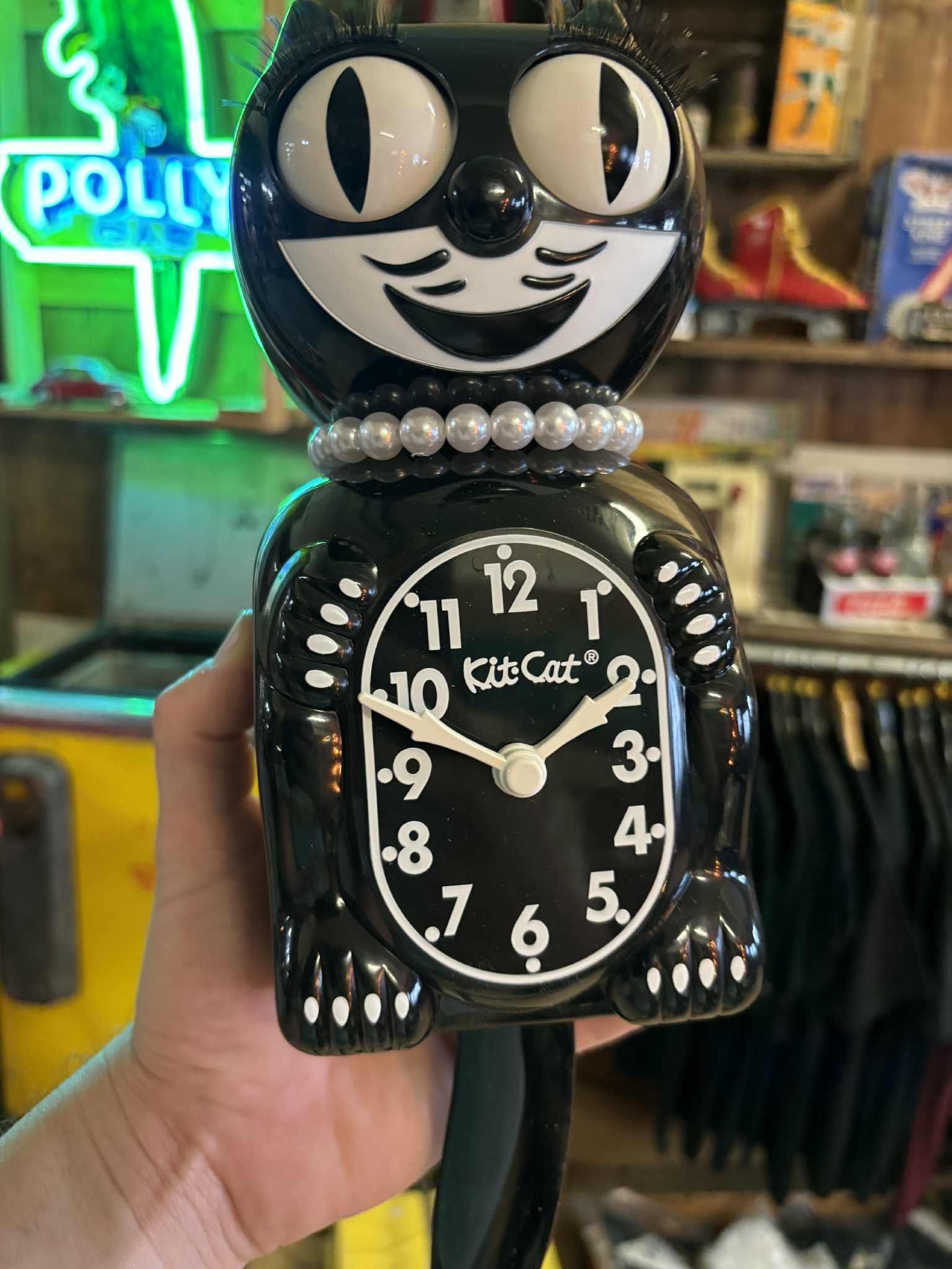 Kit cat Klock Crimson royale