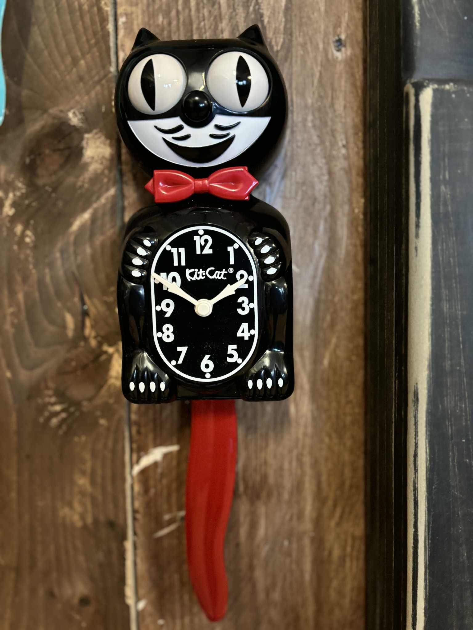 Kit cat Klock Crimson royale