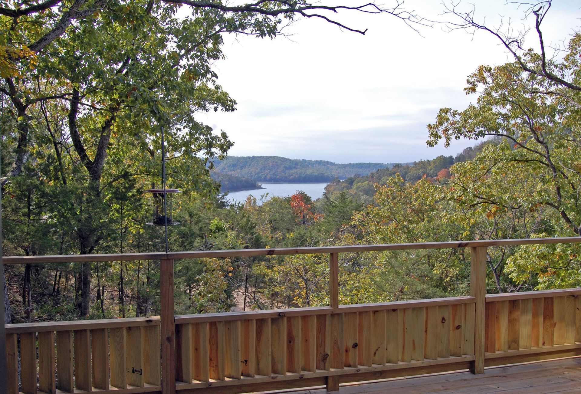 The Bluff Cabin – Beaver Lakefront Cabins