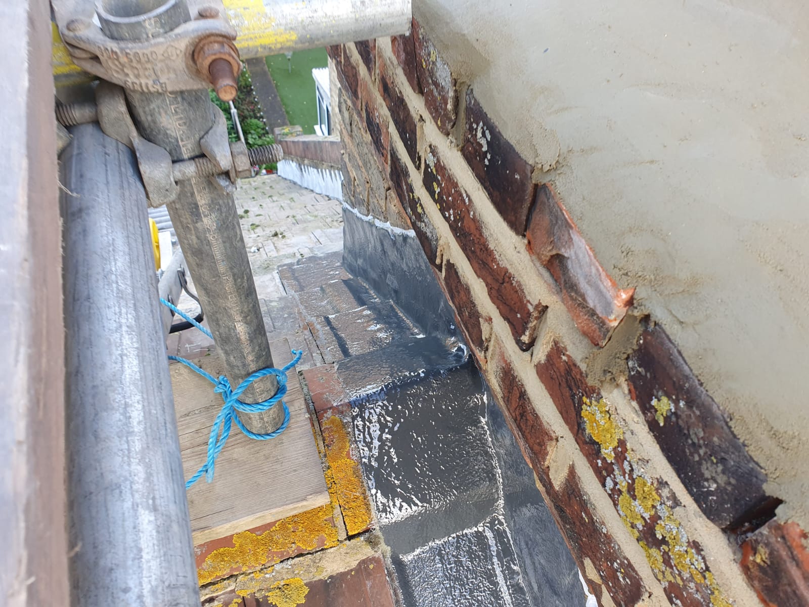 Chimney Flaunching Services: Waterproof Your Home's Chimney