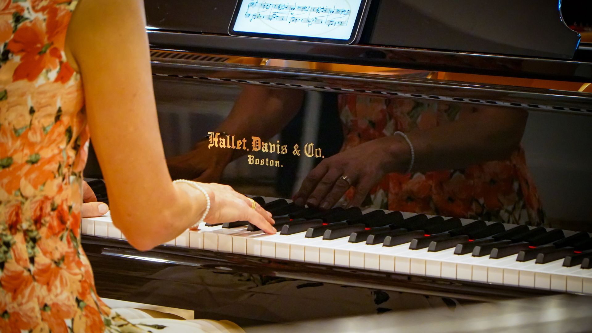 Myrtle Beach Community Cuts Ribbon, Officially Opens Doors