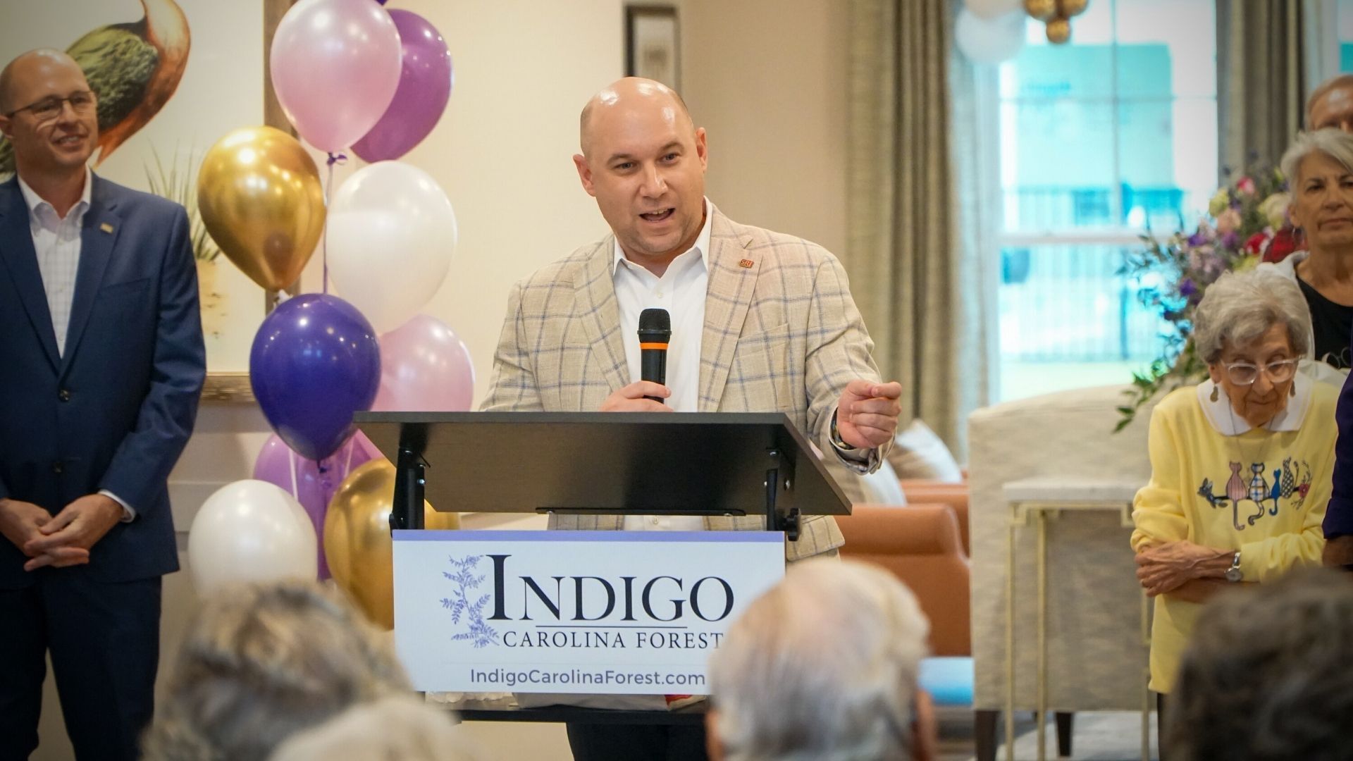 Myrtle Beach Community Cuts Ribbon, Officially Opens Doors