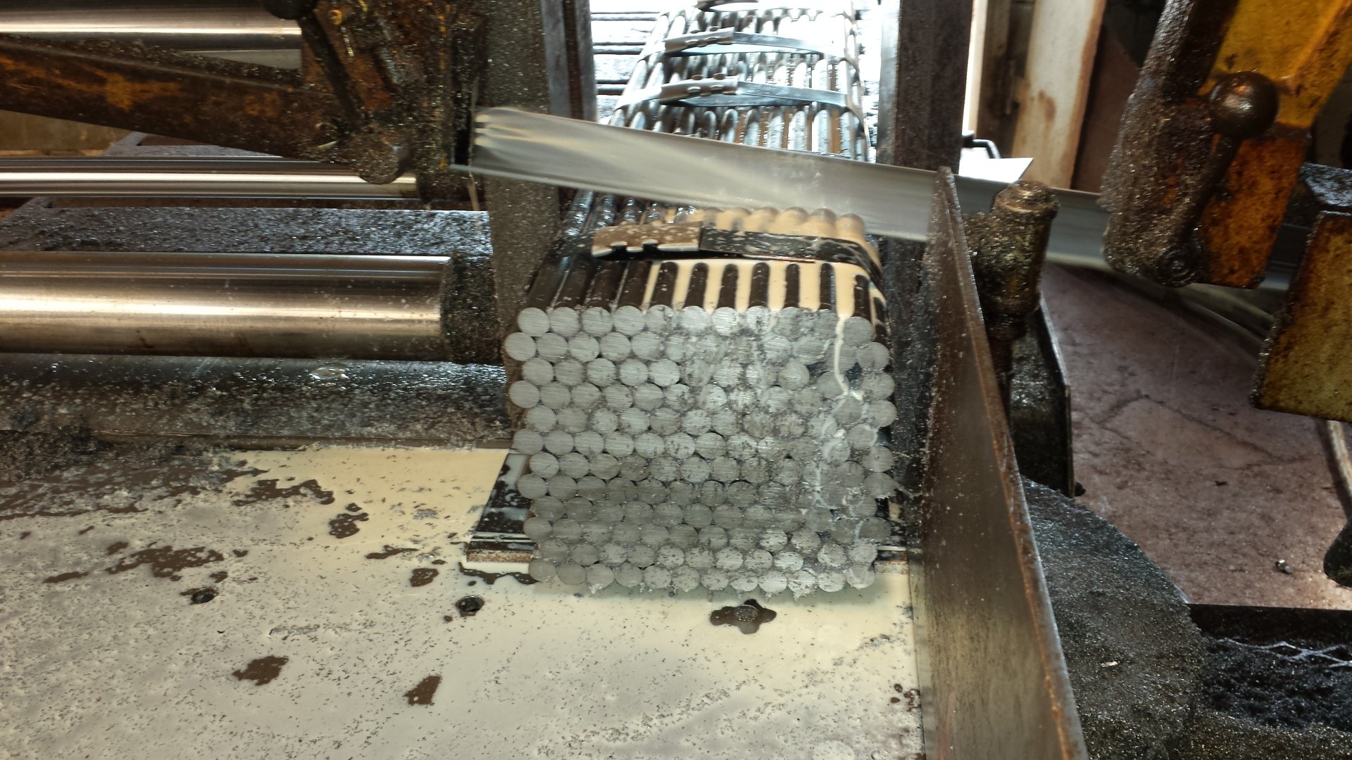 Saw Cutting | St. Louis, MO | One Stop Steel Corp.