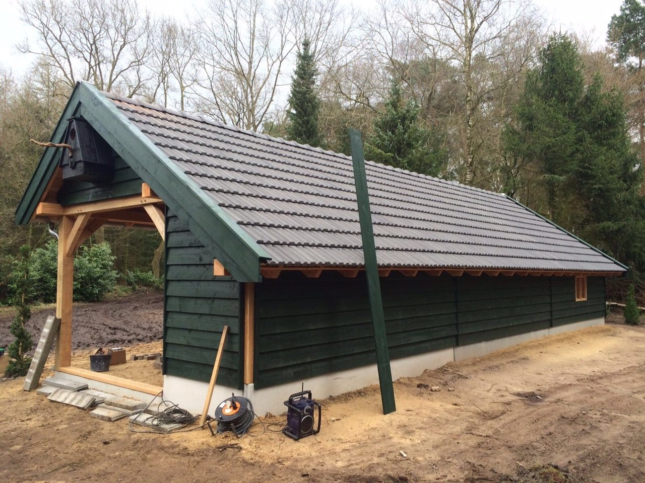 Houten schuur met carport als prefab bouwpakket | Bowisse