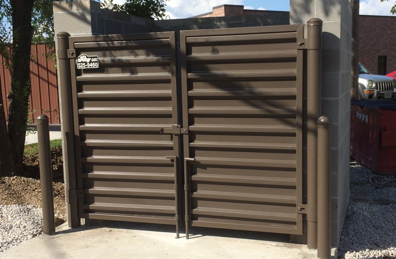 Dumpster Enclosures Lee's Summit, MO | Roy & Son