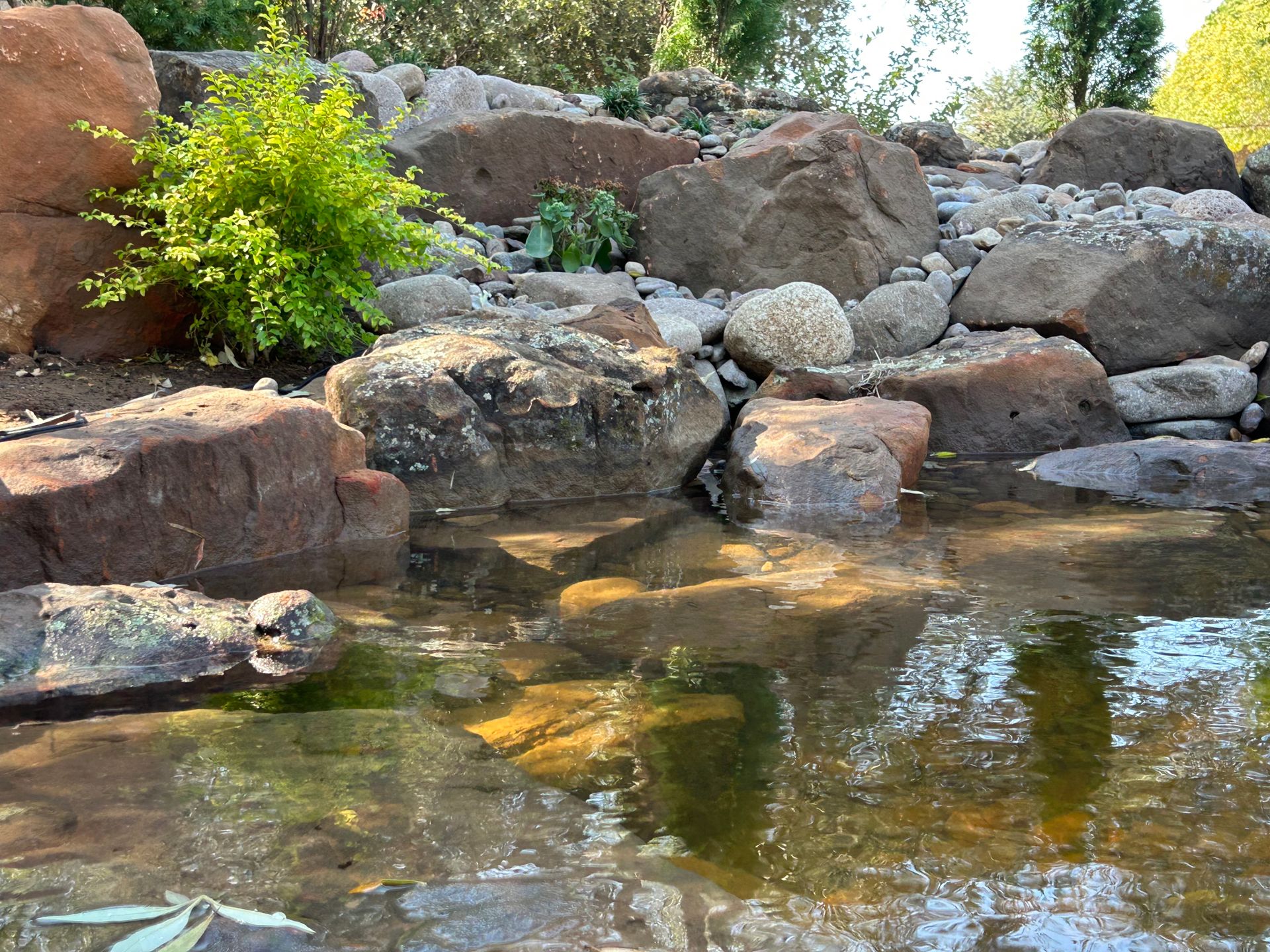 Custom Water Features & Landscaping in Midland Texas | Desert Oasis