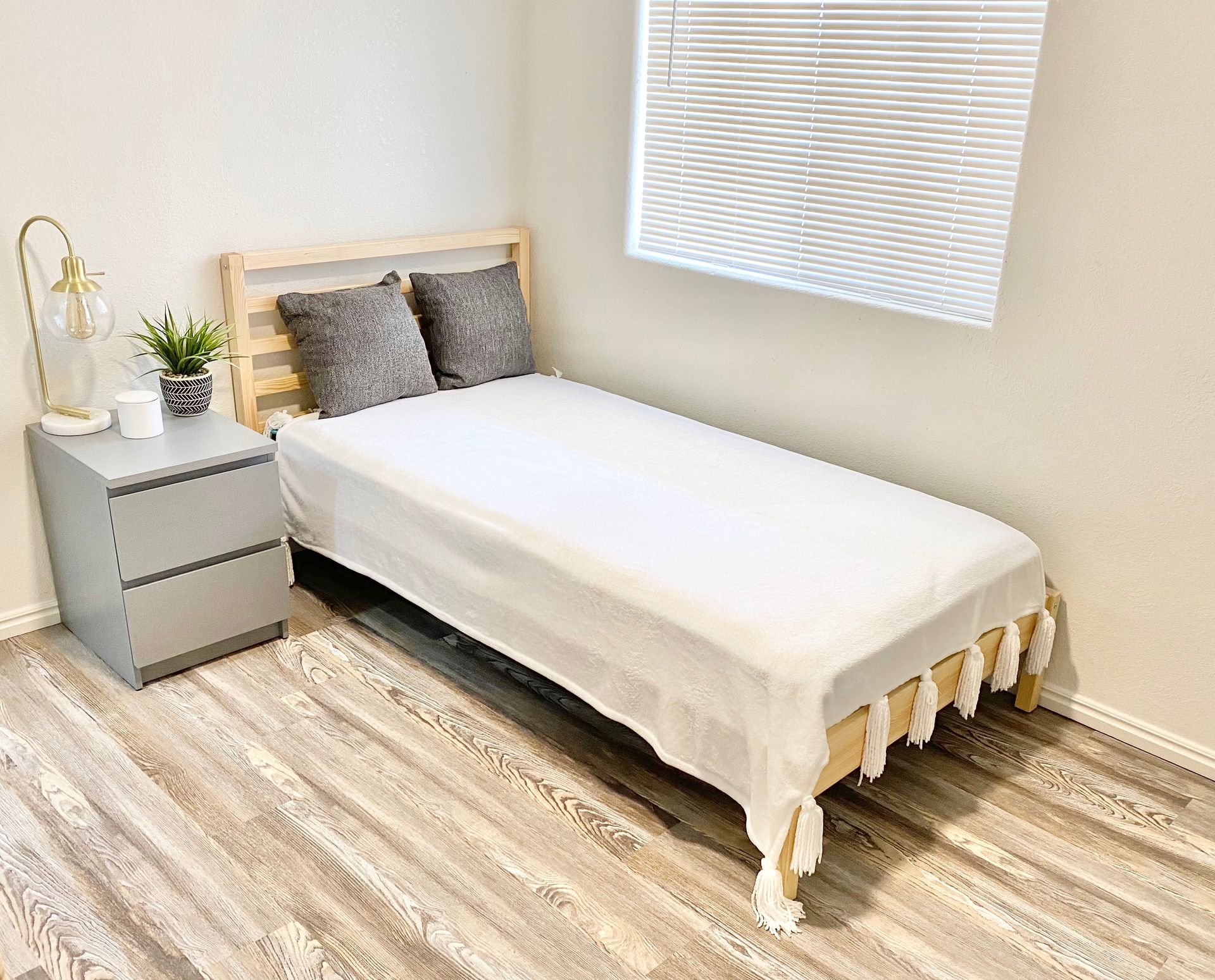 Student Housing Near Utah Tech & SUU | Apply Today