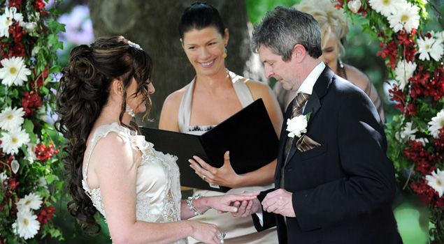 Sharon Salvestrin | Wedding Celebrant Cairns & Far North Queensland