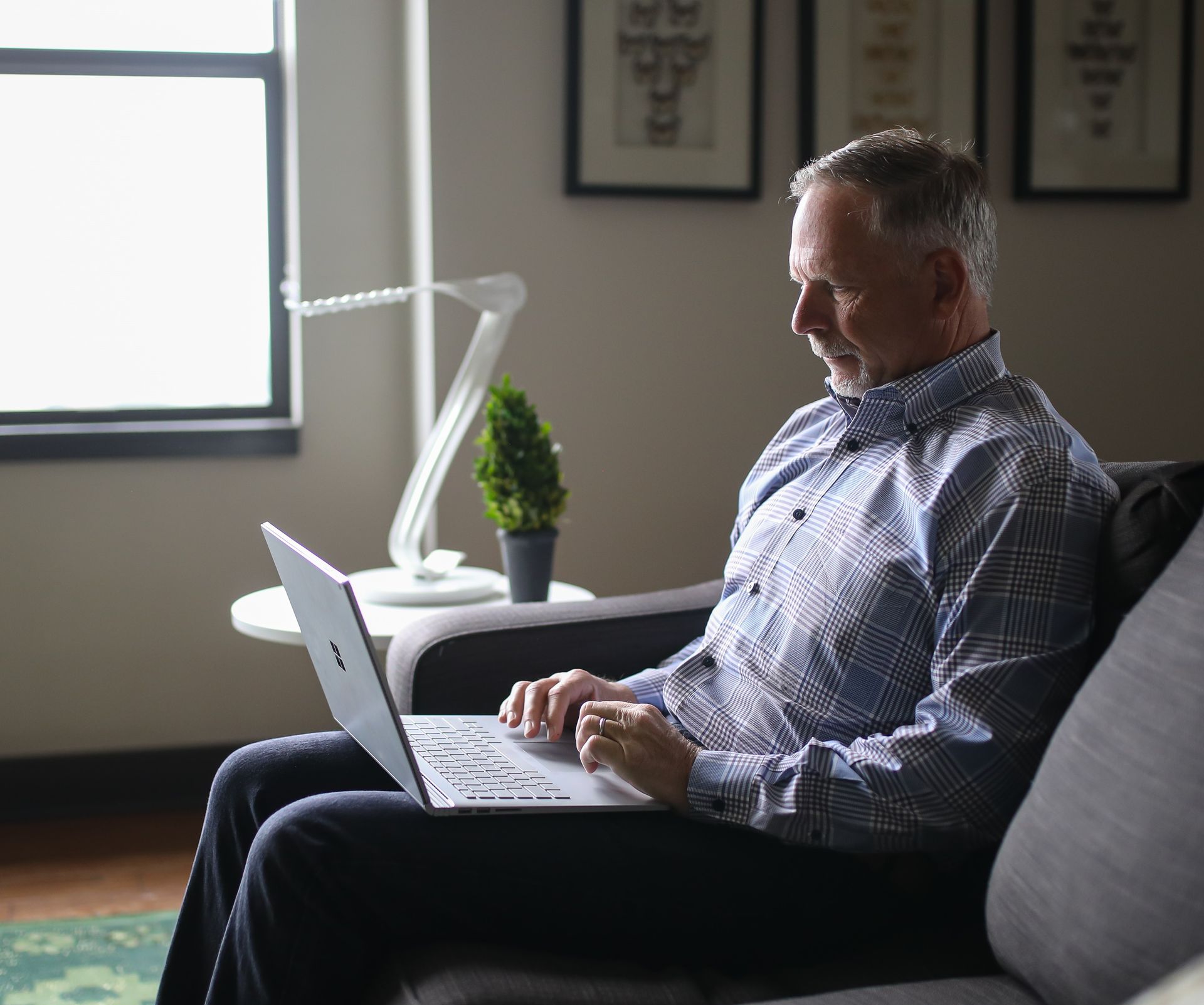 Wave Brilliance Chair pelvic floor rehabilitation