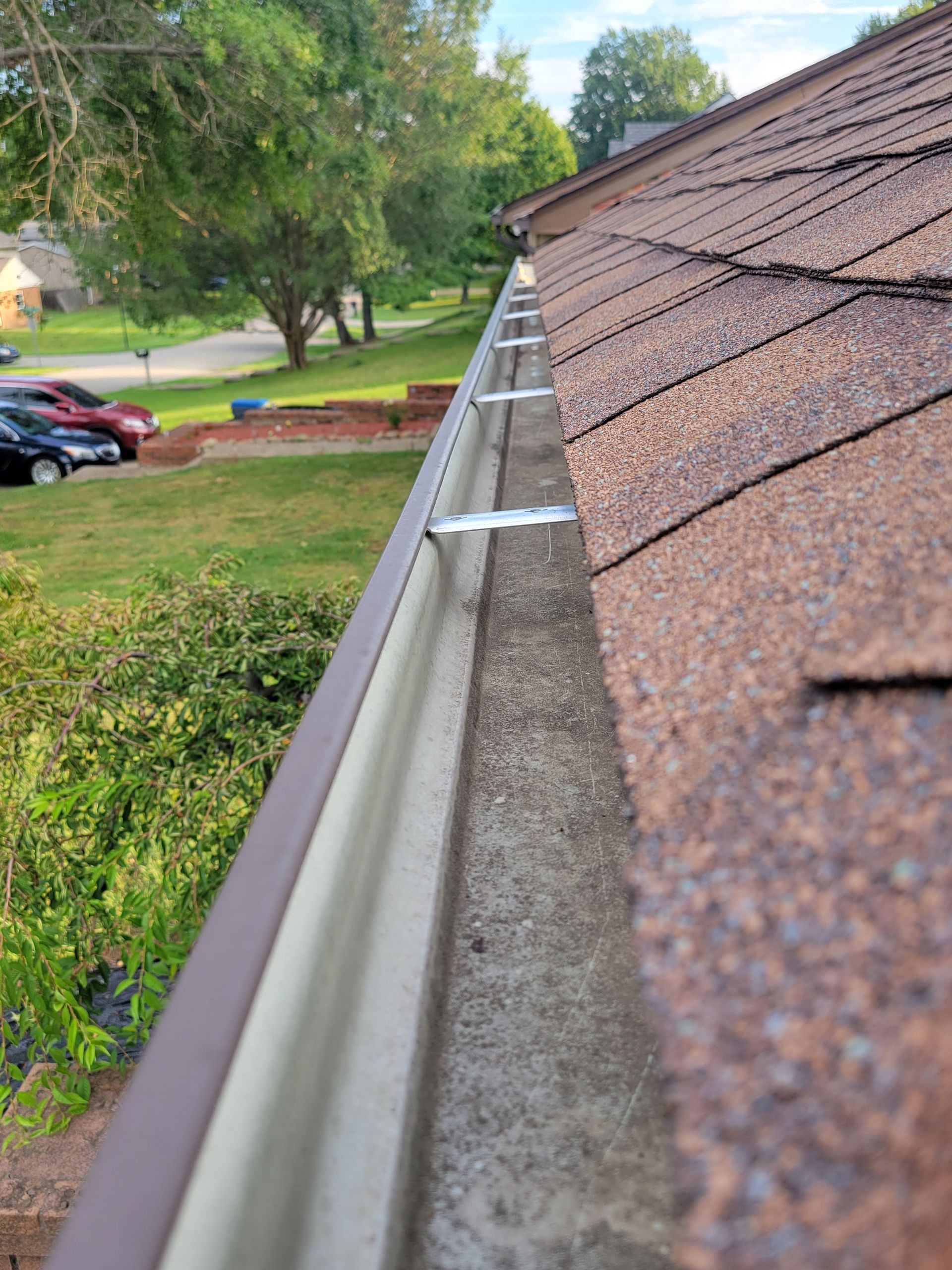 Clean gutters | Louisville, KY | Claxton Gutter Cleaning