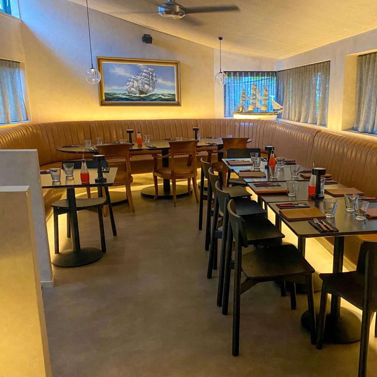 Restaurant Fit-Outs on the Sunshine Coast | McCormick Upholstery