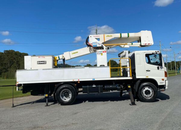 EWP trucks & cherry picker hire | Gold Coast