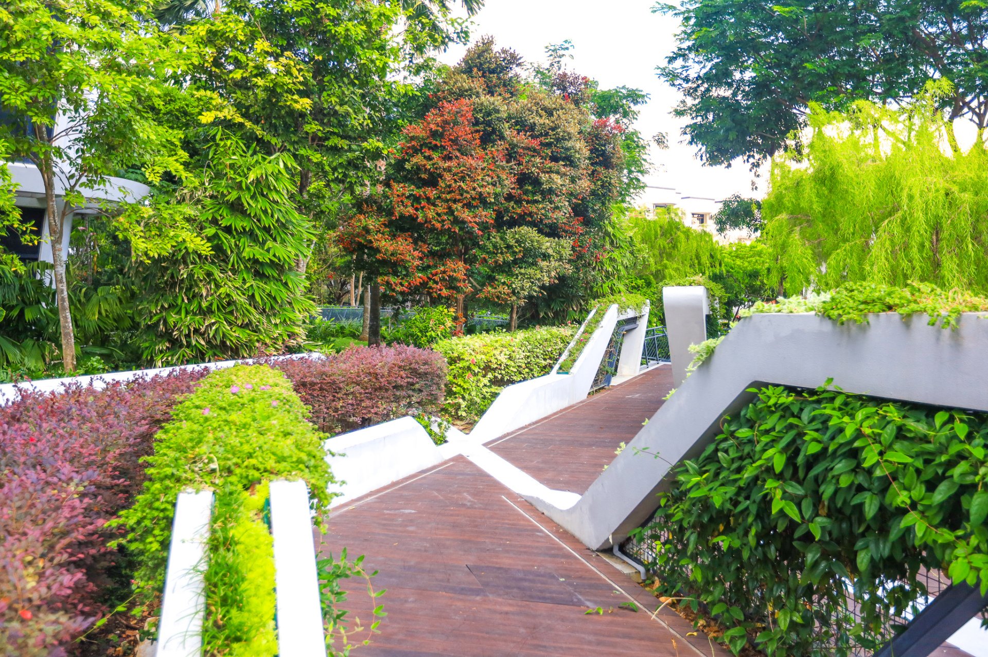 Nature Landscapes - Comprehensive Landscape Maintenance