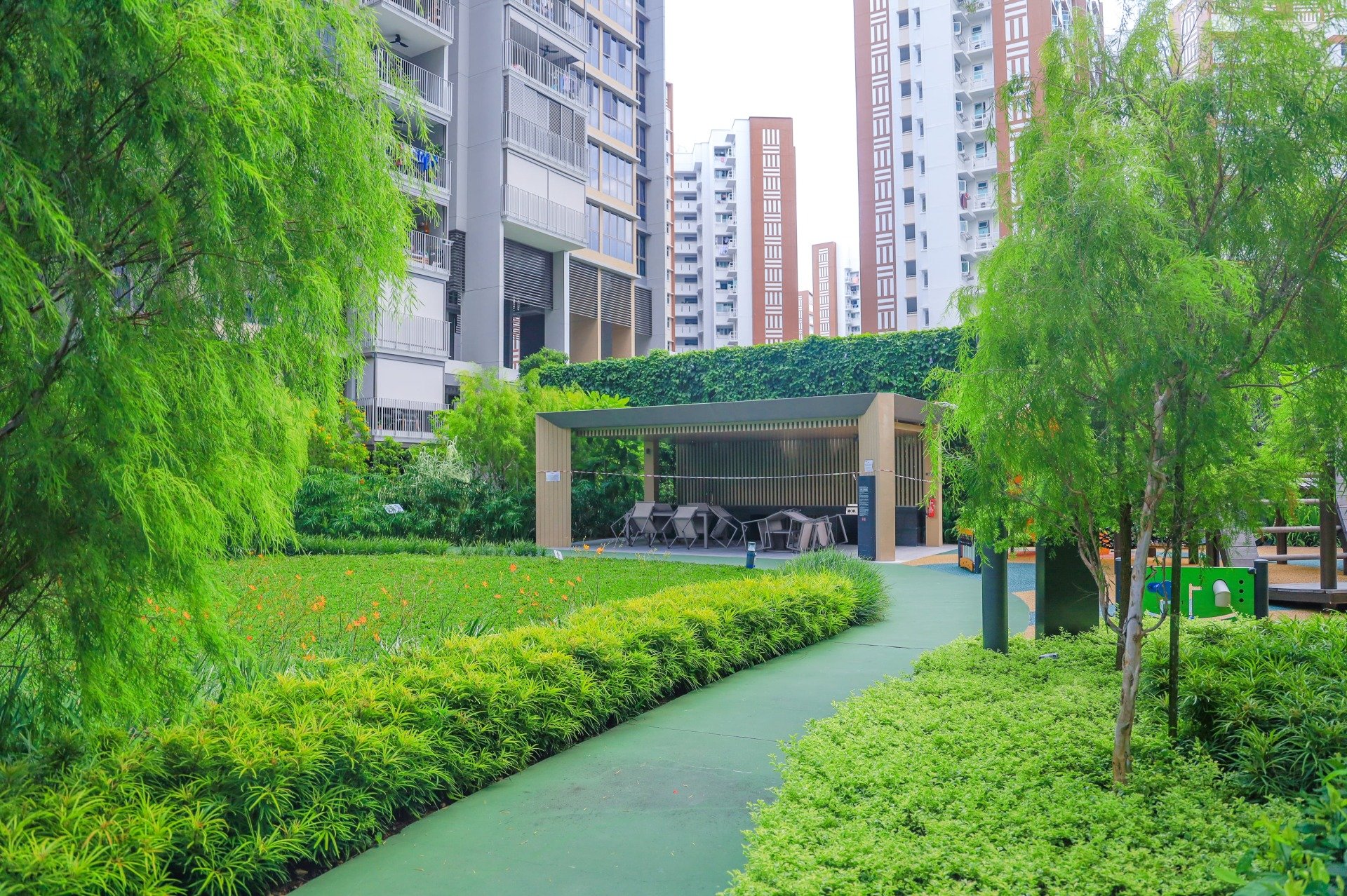 Nature Landscapes - Portfolio - Rivercove Residences