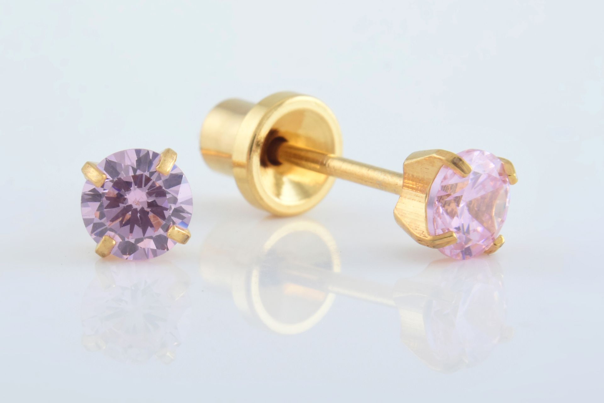 Safe Pierce Pro | SafeSkin | Ear Piercing Sytems