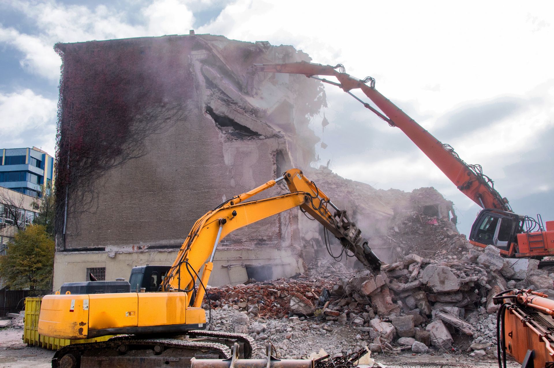 Factors to consider when choosing a commercial demolition company