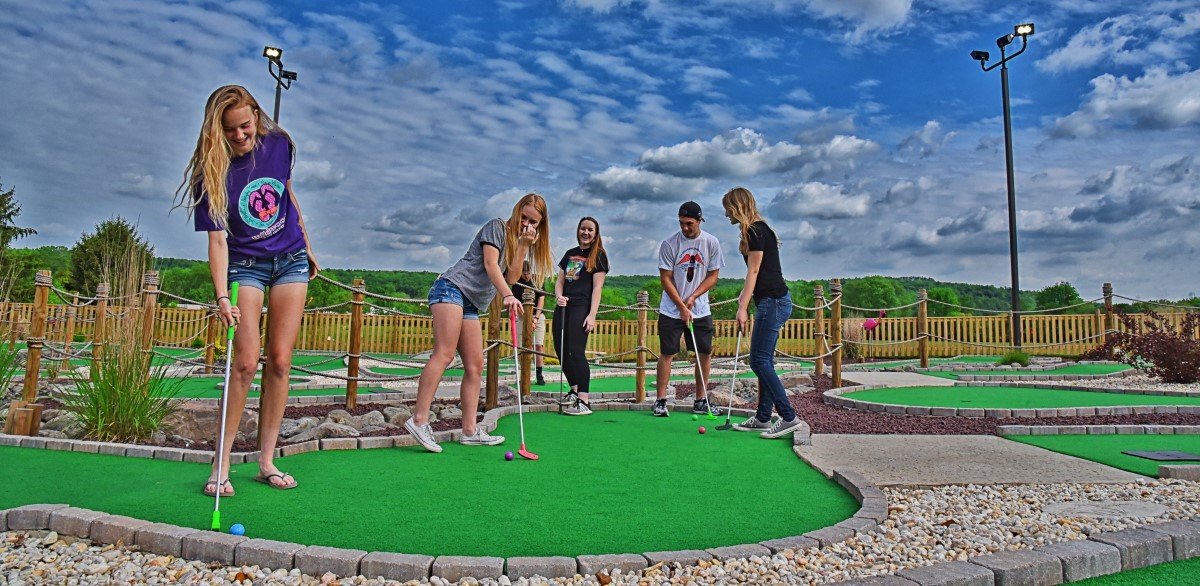 Mini Golf | Snydersville Golf Range