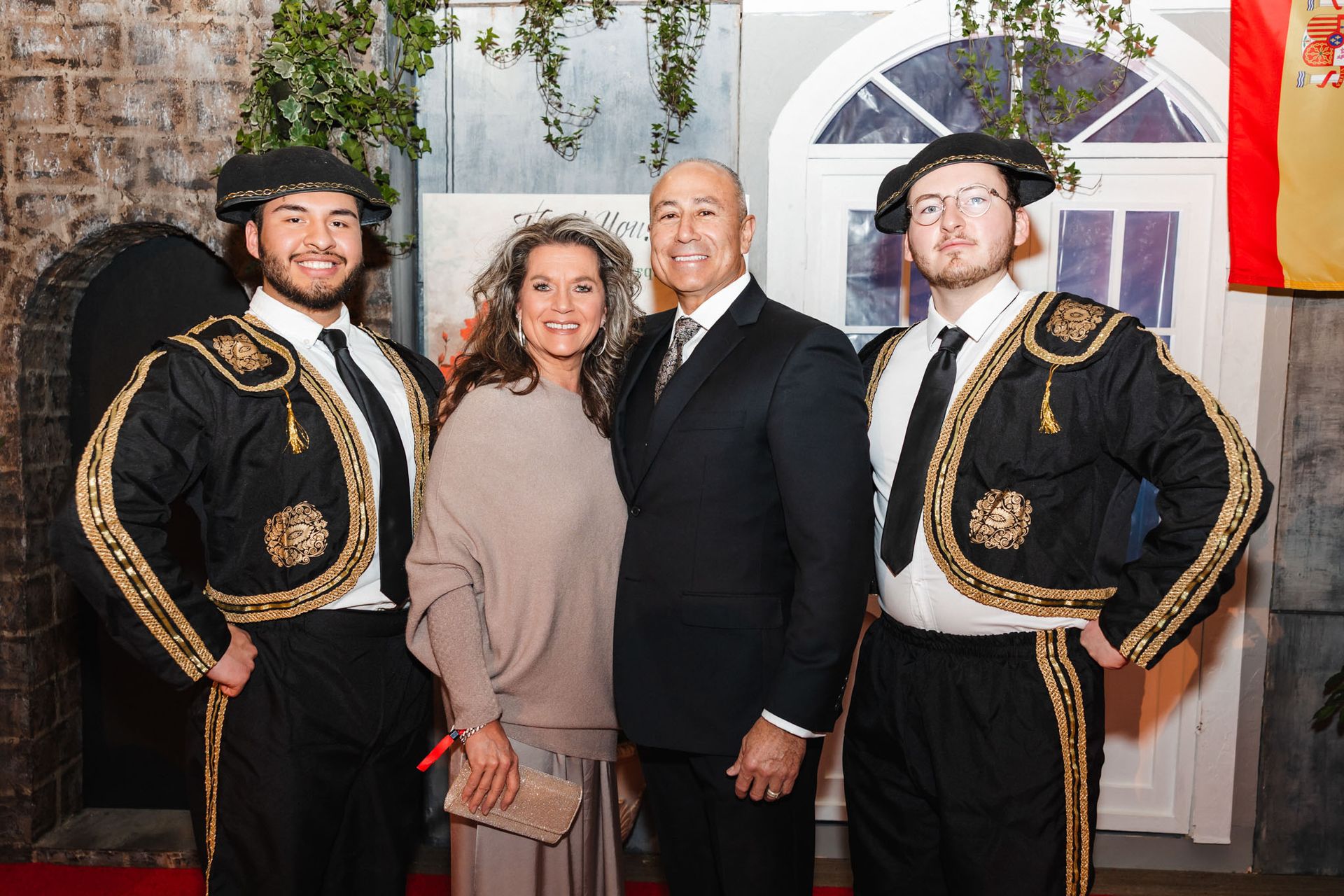 La Noche Encantada 2025 Photos | Hispano Chamber