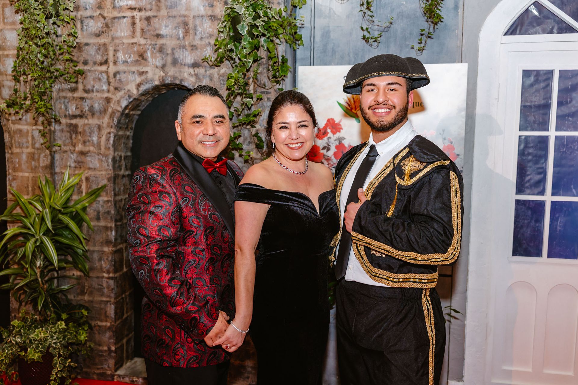 La Noche Encantada 2025 Photos | Hispano Chamber