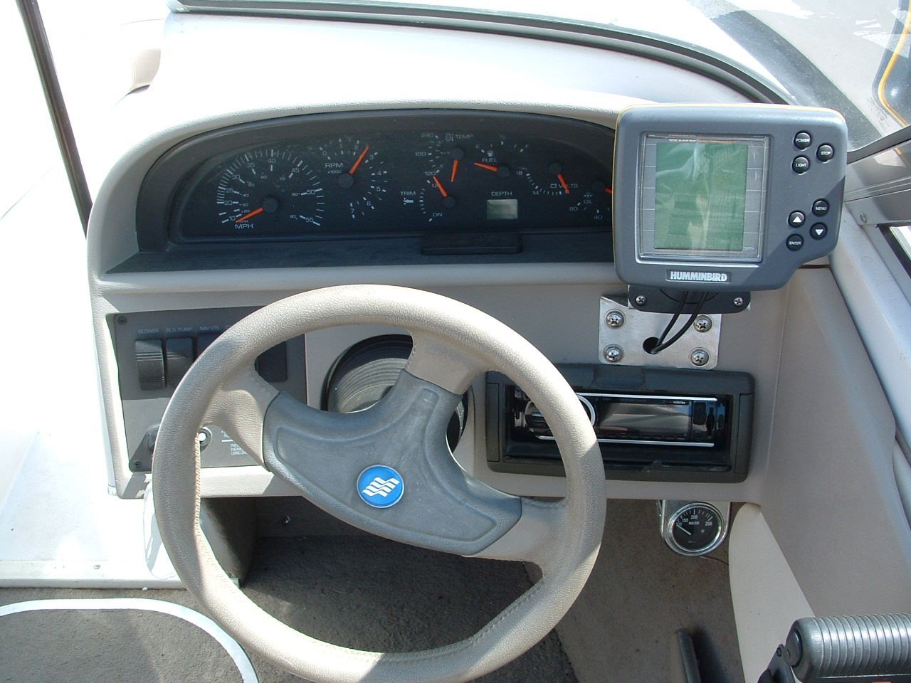 Sterndrive Bowriders | Alpine Haus Marina