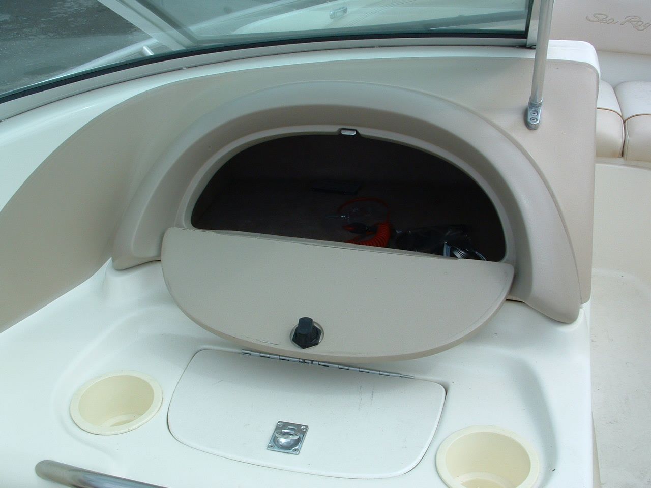 Sterndrive Bowriders | Alpine Haus Marina