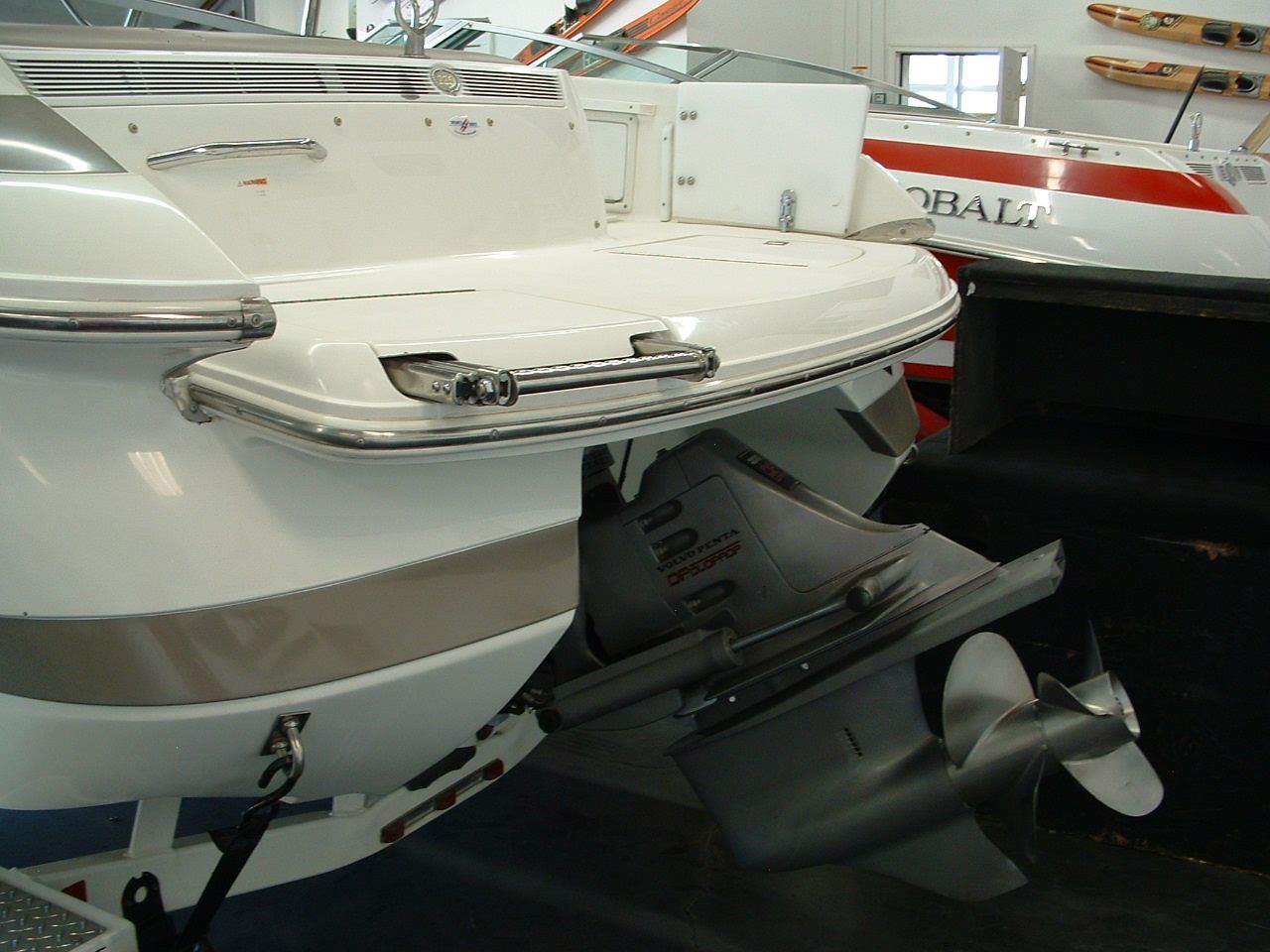 Sterndrive Bowriders | Alpine Haus Marina