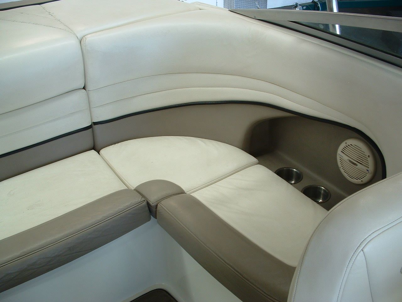 Sterndrive Bowriders | Alpine Haus Marina