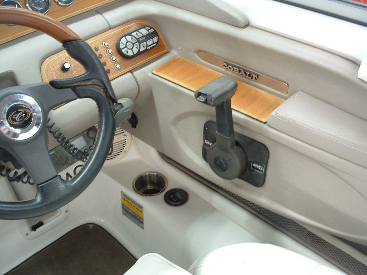 Sterndrive Bowriders | Alpine Haus Marina