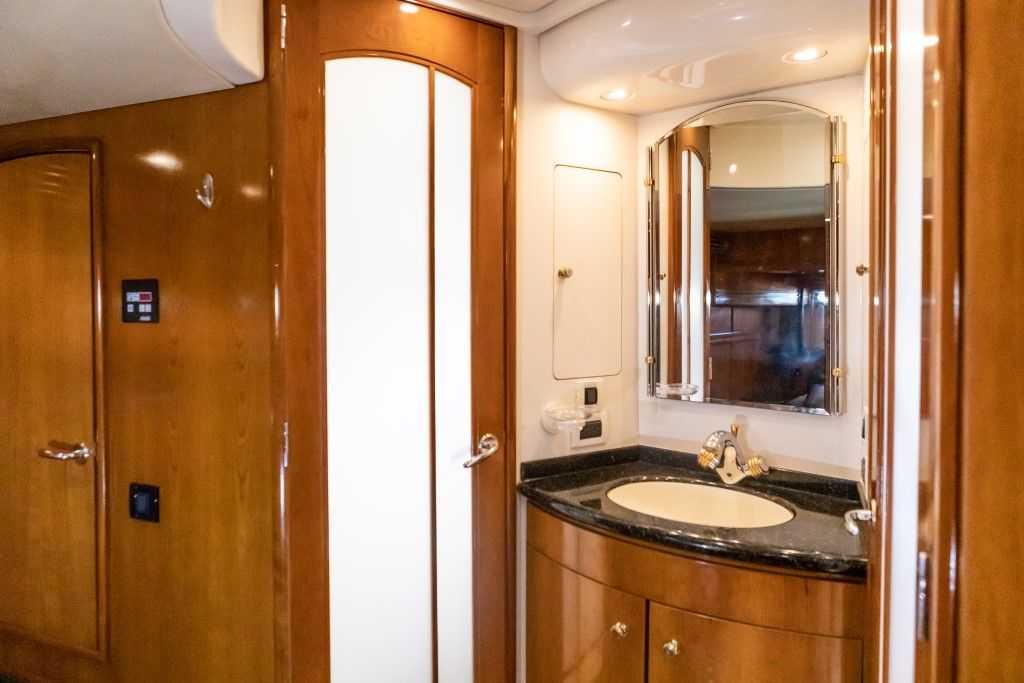 carver 53 voyager Pilothouse | Lighthouse Yachting