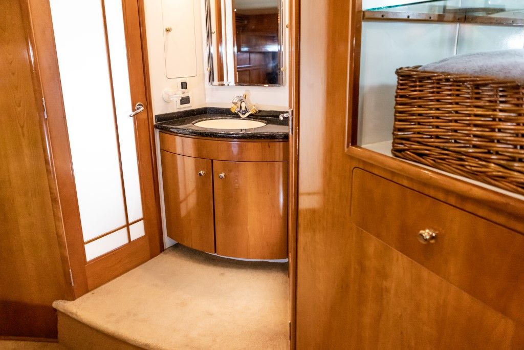 carver 53 voyager Pilothouse | Lighthouse Yachting