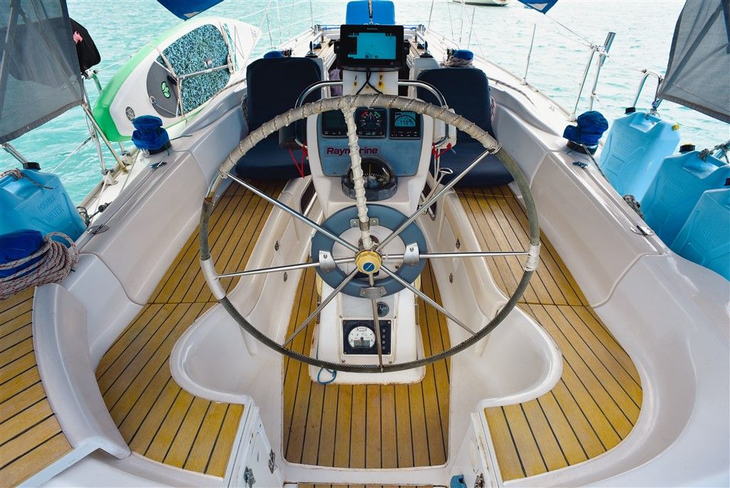 Bavaria 36 Cruiser for Sale | Lighthouse Yachting