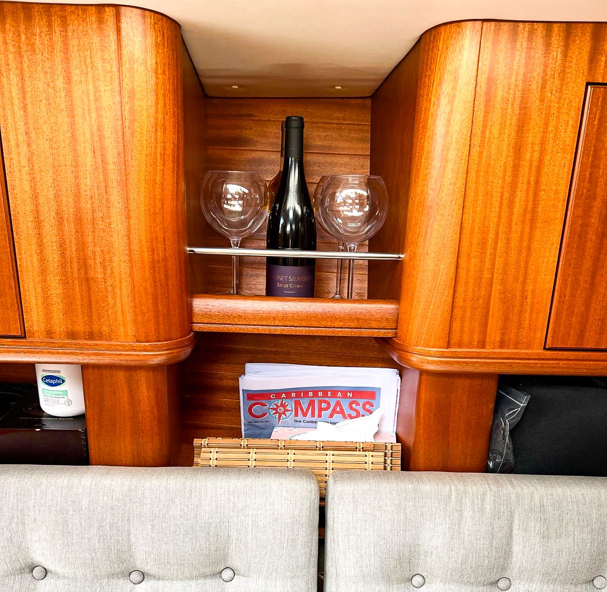 Najad 380 for Sale | Lighthouse Yachting