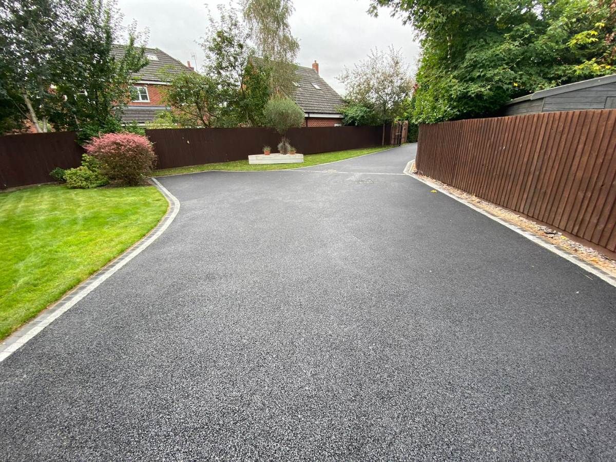 Tarmac Driveways Nottingham - Driveways & Paving Nottingham