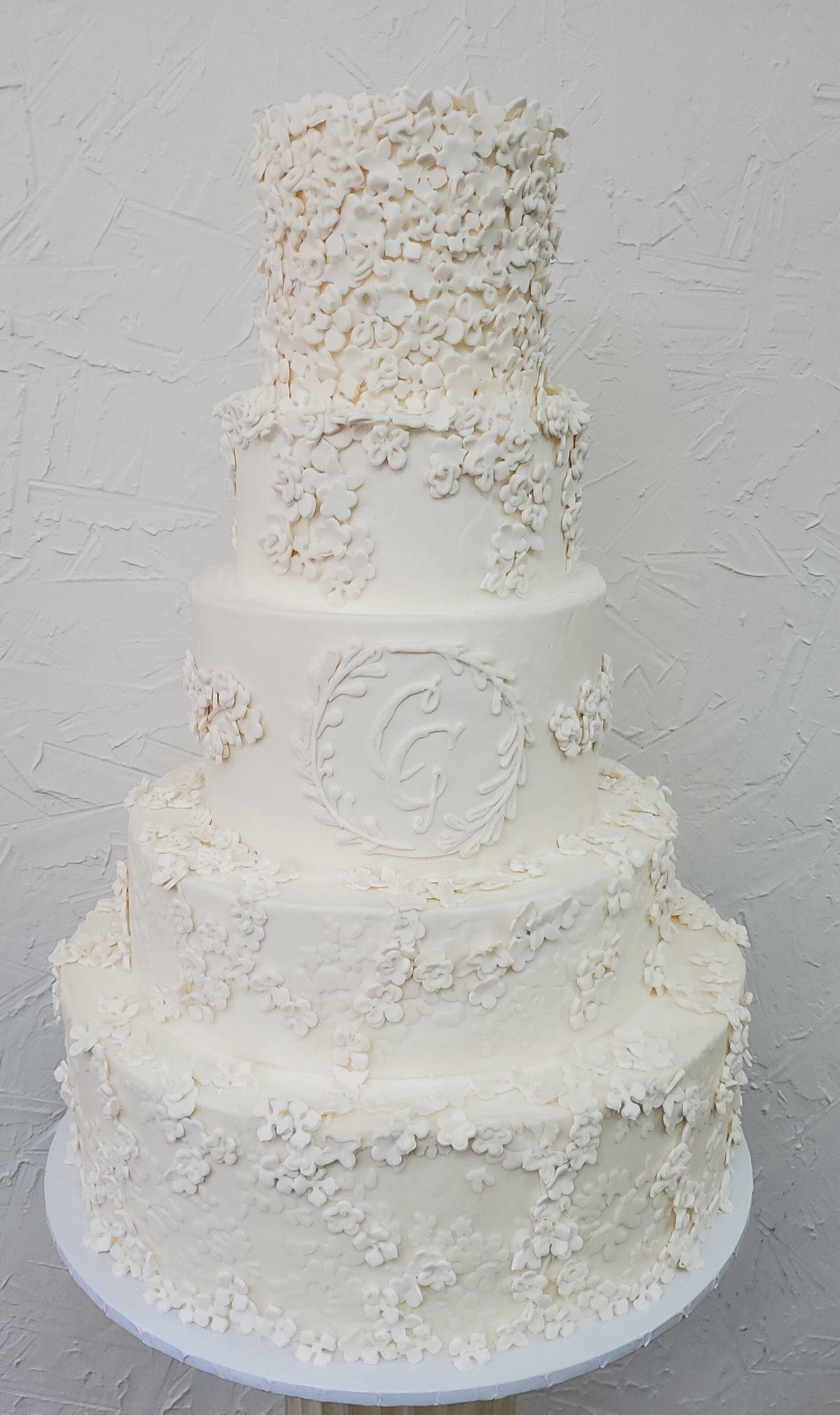 Dallas Affaires Cake Co | Dallas, TX | Wedding Cake