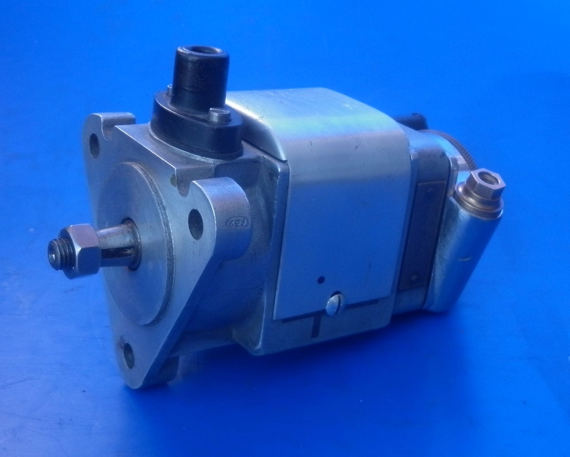 Help identifying BTH magnetos