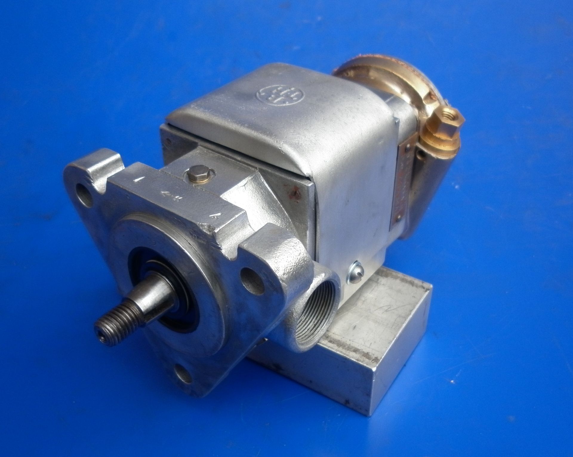 Help identifying BTH magnetos