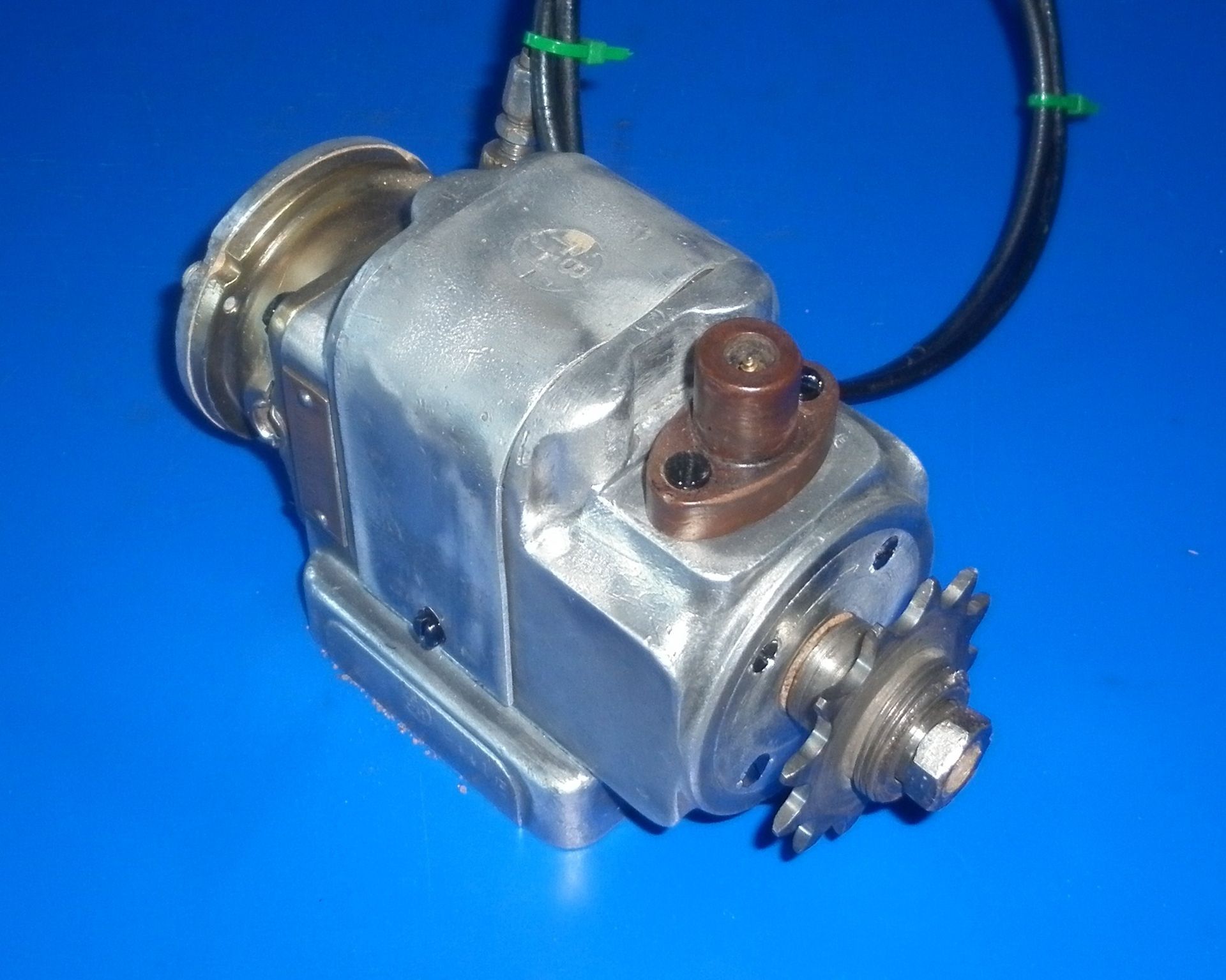 Help identifying BTH magnetos