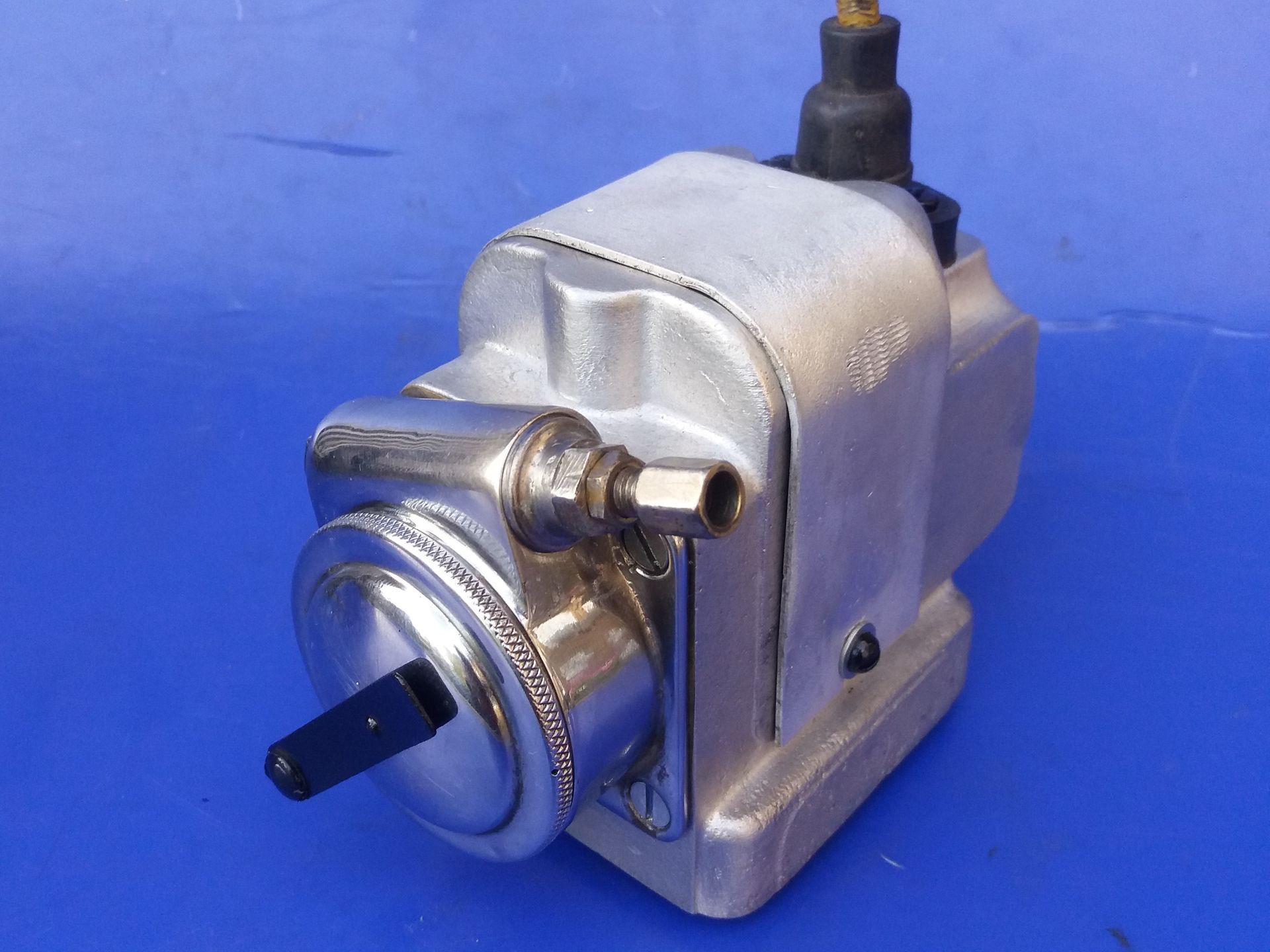 Help identifying BTH magnetos