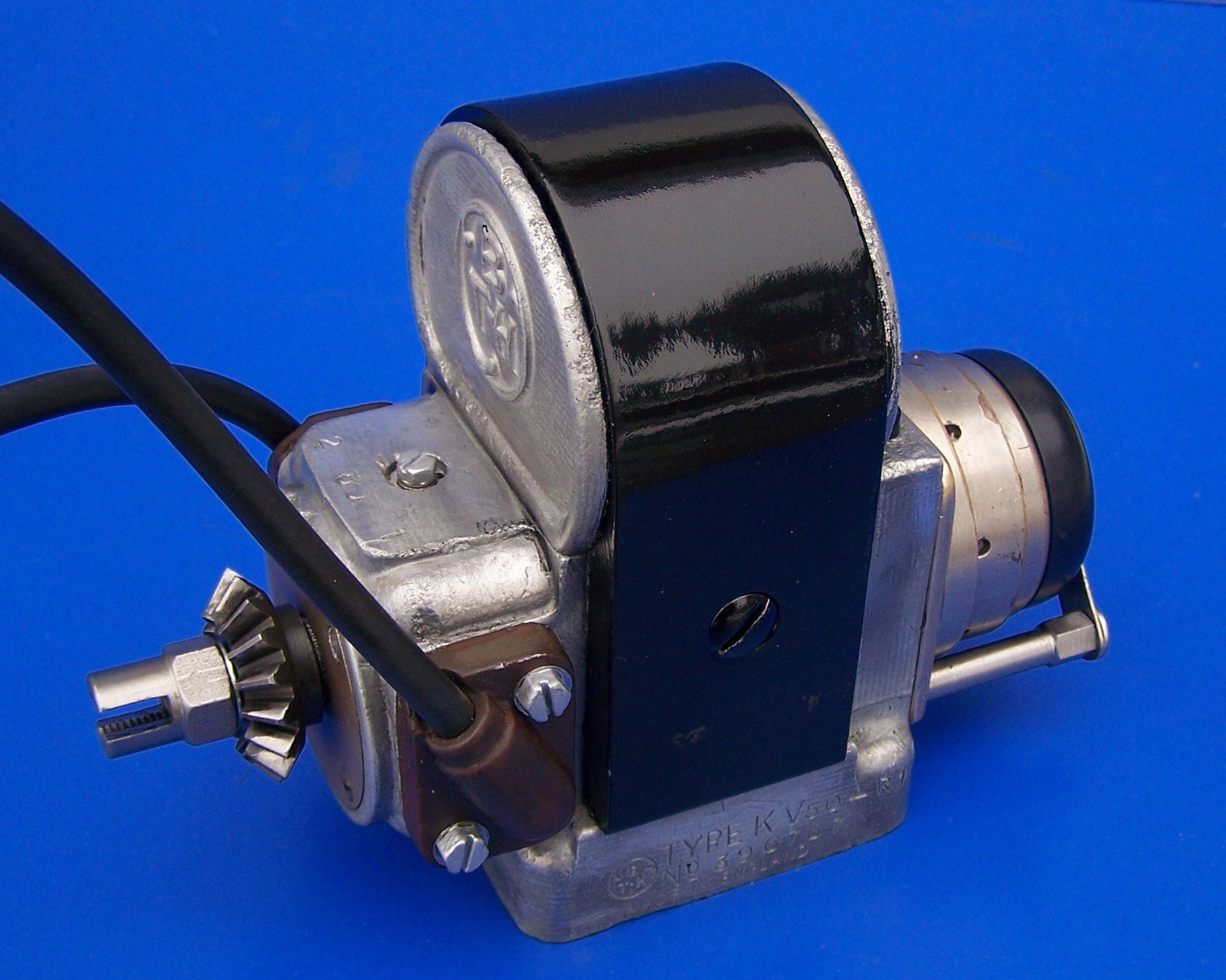 Help identifying BTH magnetos