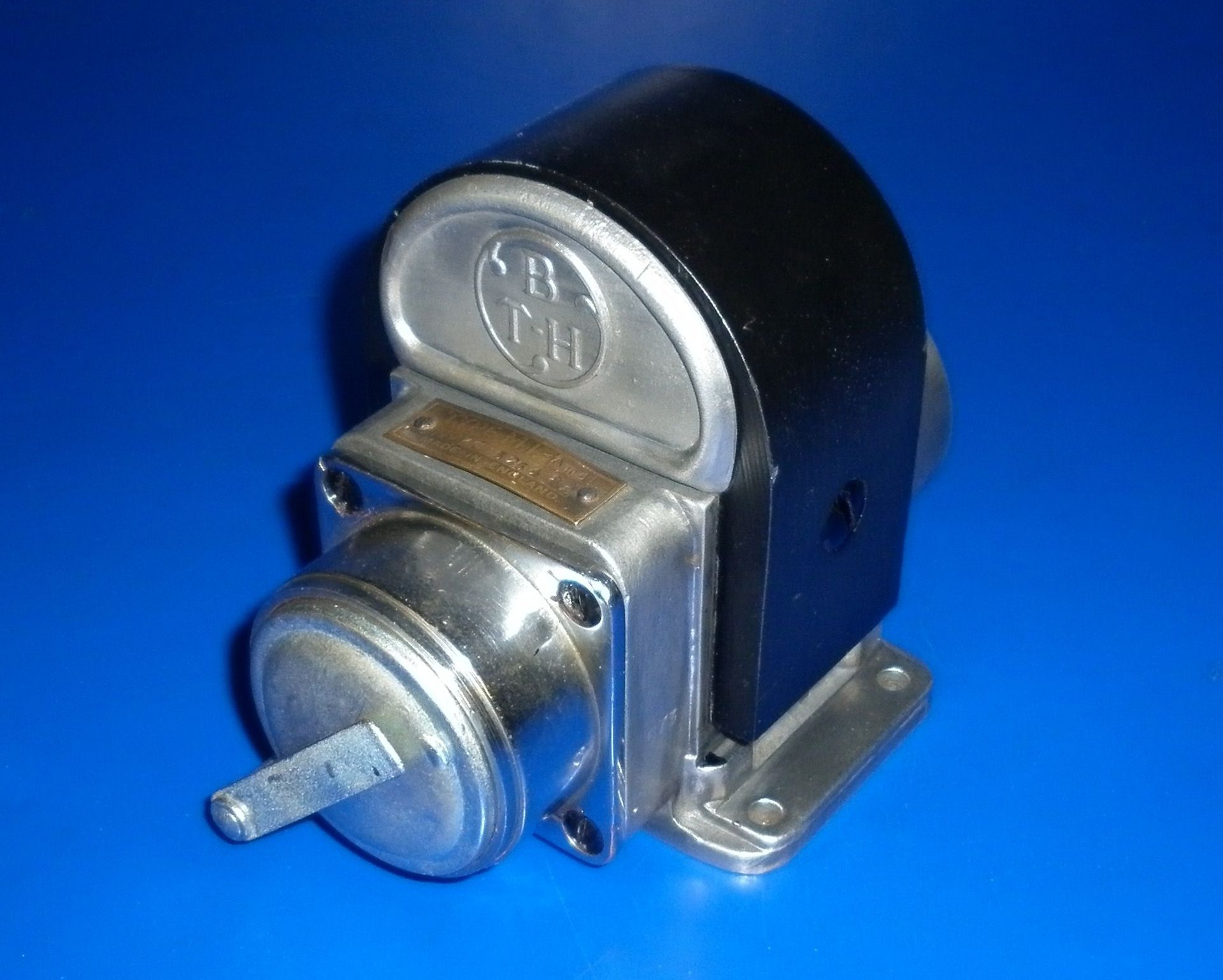 Help identifying BTH magnetos